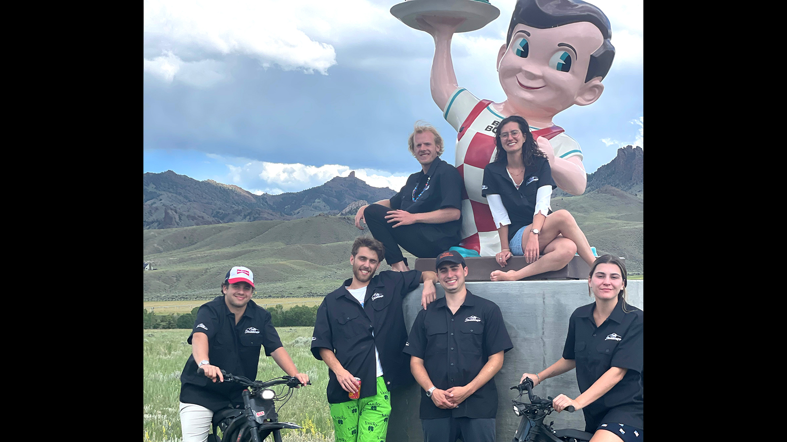 What The Heck Is … That Lonely Big Boy Statue In the Middle Of A Field In Wapiti, Wyoming ...