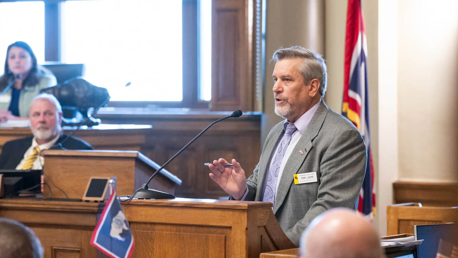 "Ain't Nobody Stabbing Nobody": Wyoming House, Senate Battle Tuesday ...