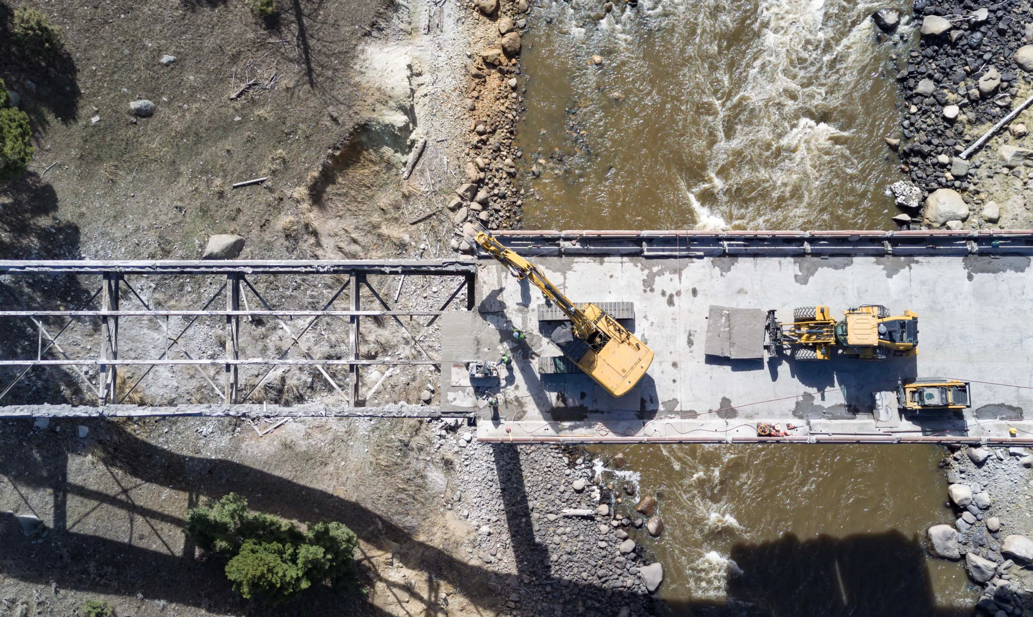 Yellowstone Tearing Down Old Bridge Now That New $118M, 180-Foot-Tall ...