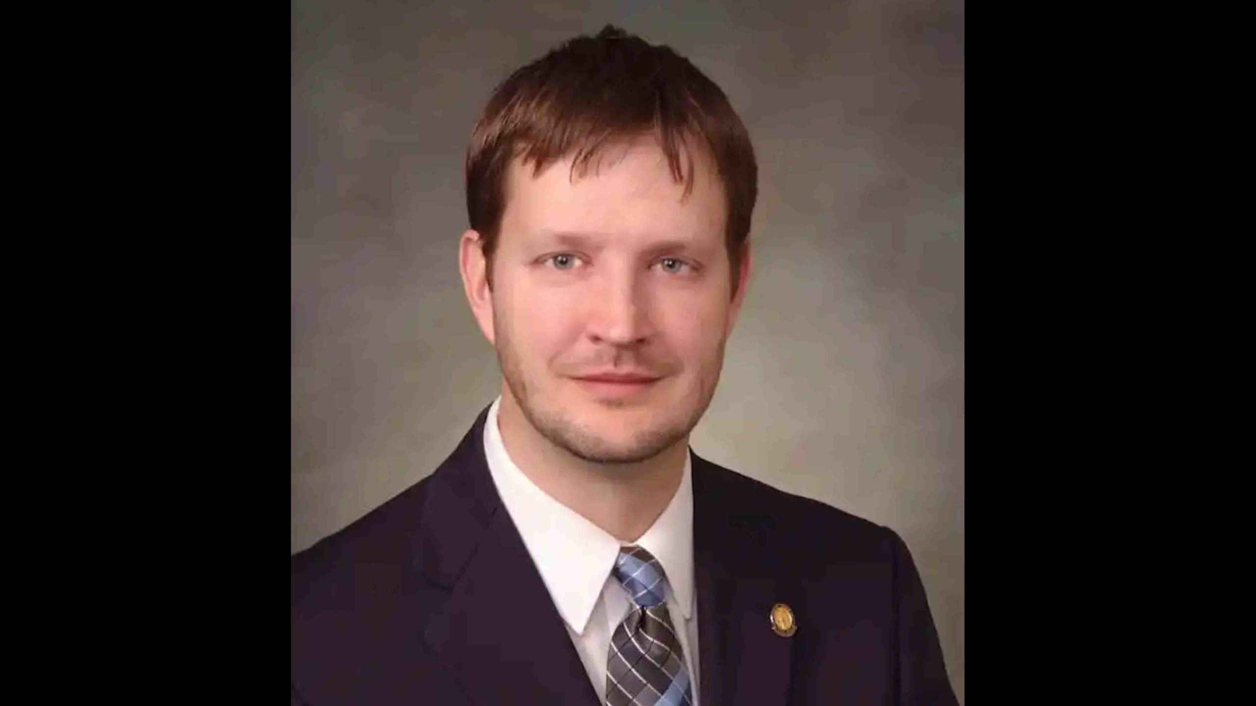 House To Review Complaints Against Zwonitzer; Four Sue Seeking Proof Of ...